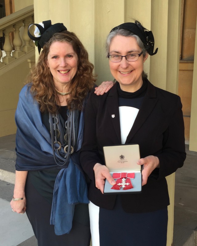 Ruth - Lomax & Skinner - Bespoke MillineryLomax & Skinner – Bespoke ...